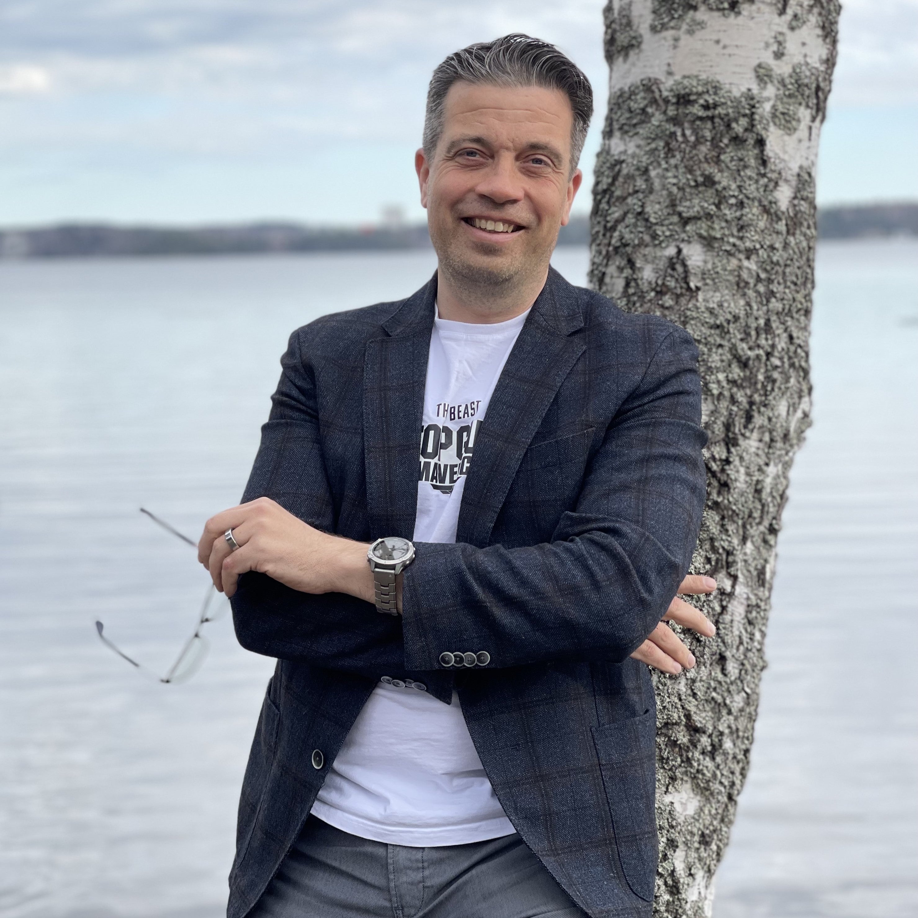 Työpäiviin, treeneihin ja makuuhuoneeseen LISÄÄ VIRTAA